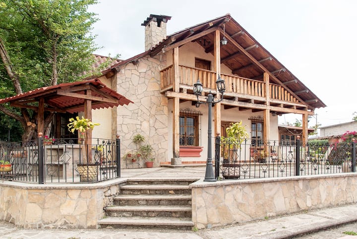 Chalet La Casa Del Lago (10min Walk To Downtown) - San Cristóbal de las Casas