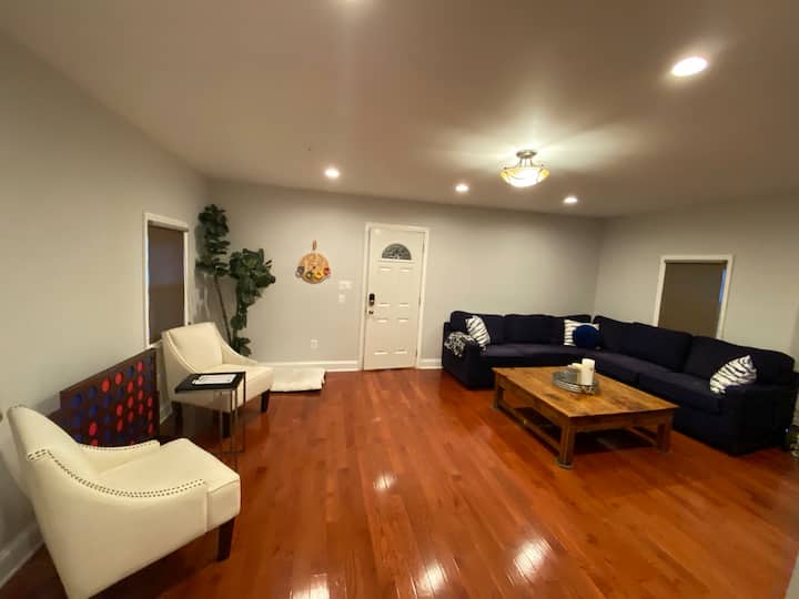Belmar Beach House (+4 Beach Badges) - Point Pleasant, NJ