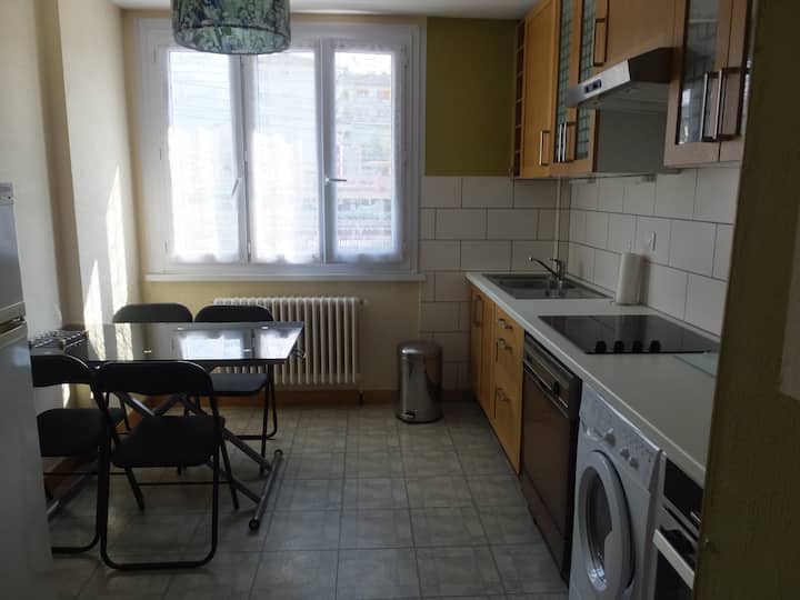 T2 48m² Avec Balcon Proche Lac, Centre-ville - Sévrier
