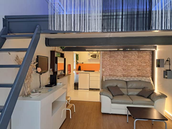 F 1  Carré D'or + A/c - Bail Mobilité - Nizza