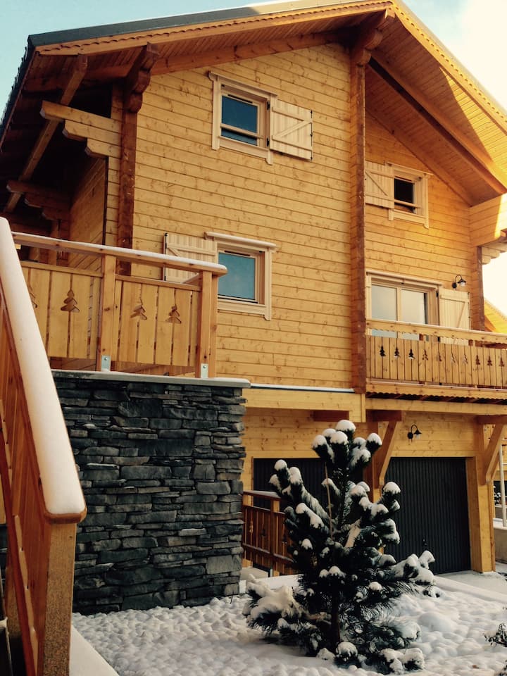 Chalet à La Joue Du Loup à Proximité Des Pistes - Dévoluy