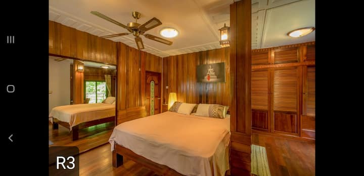Thai-r3 Sharekit, 1 Bed
Crystalbaysilverbeach - Koh Samui