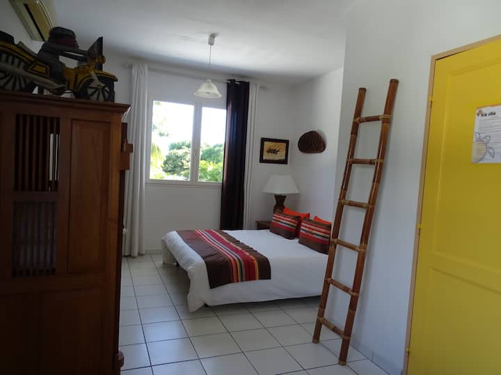 Charme D'une Très Belle Chambre D'hôtes - Saint-Gilles les Bains