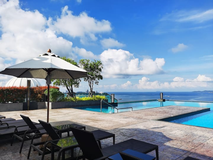 Wong Amat Tower Beach Condo - 芭達雅
