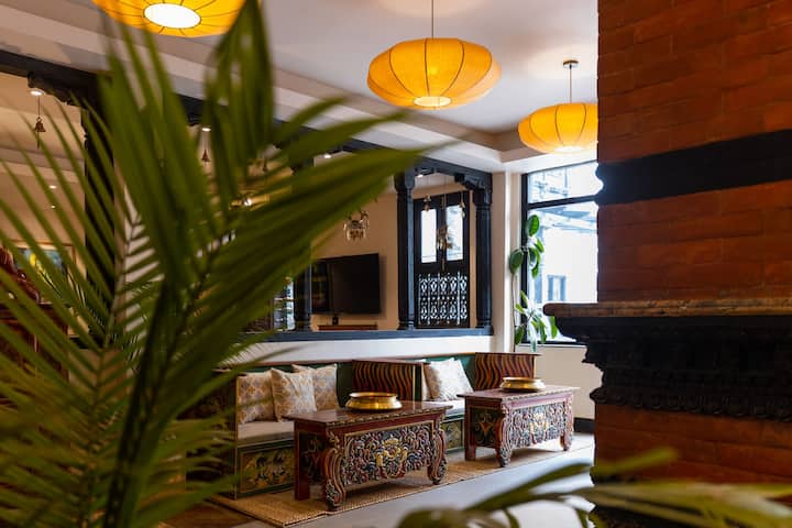 Super Host | Chic Queen Size Bed With Breakfast! - Kathmandu