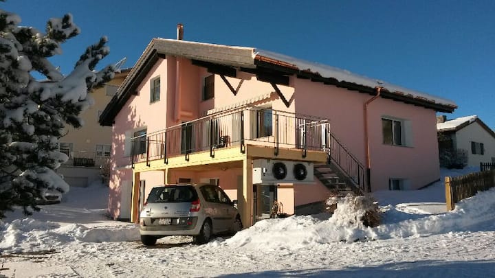 Gemütliche Wohnung, Sonnig, Ruhig, Schön - Valbella