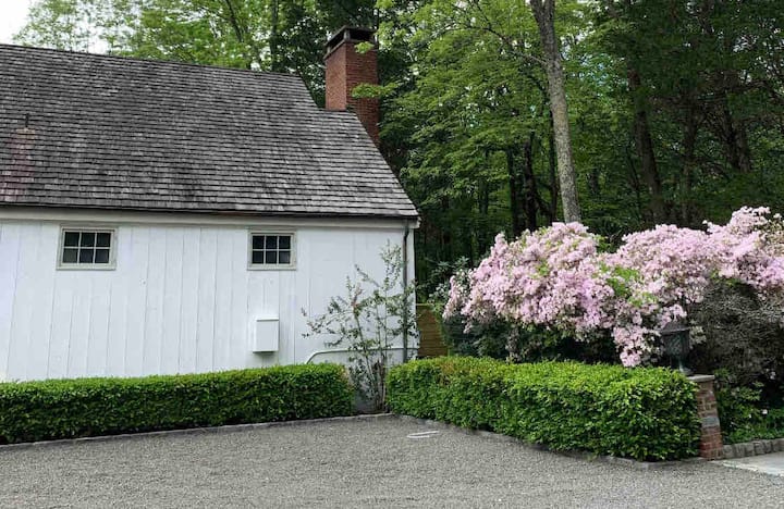 Cozy Apartment On Wooded Estate - Princeton, NJ