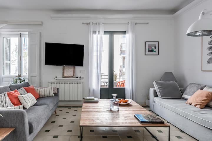 Beautiful Apartment, Calm, Charm And Garage. - Coliseum Alfonso Pérez