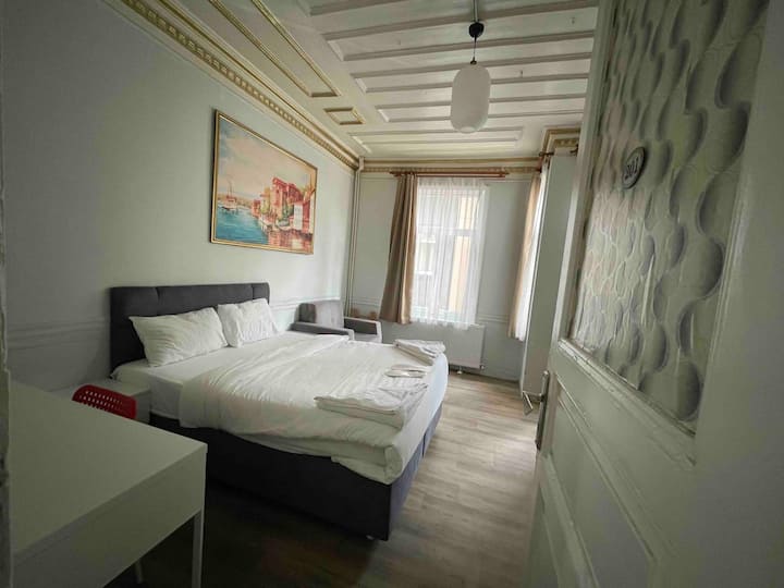 Studio House In Golden Horn - Turkey