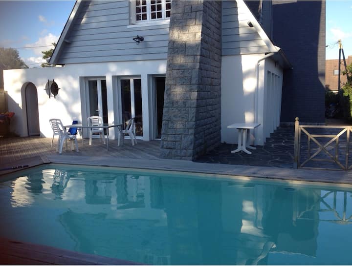 Maison Avec Piscine. Mer à 500 M. 13 Lits - Saint-Pair-sur-Mer