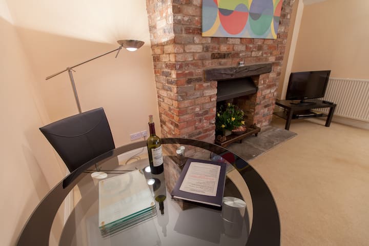 The Garden Apartment - Luxury Serviced Apartment - Knutsford