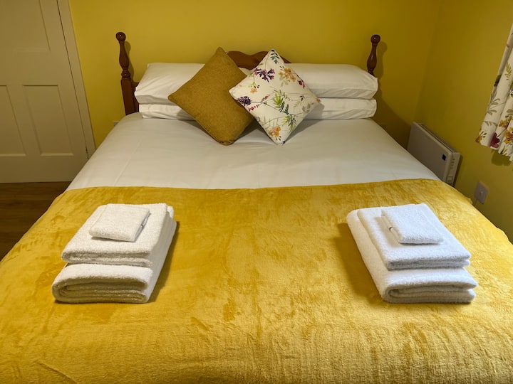 Two Bed Cottage With Open Fire And Huge Garden - Ledbury