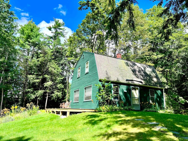 Perfect Two-bedroom Cottage In The Vermont Hills - Quechee, VT