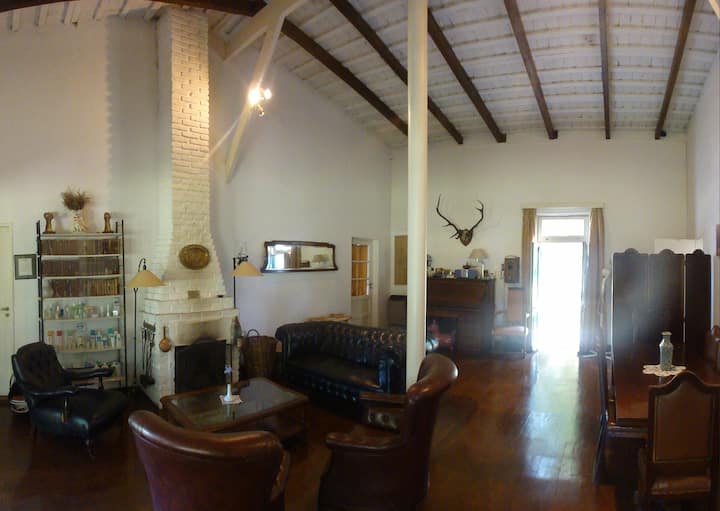 Habitación Grande En El Solar De Belén - Bethlehem