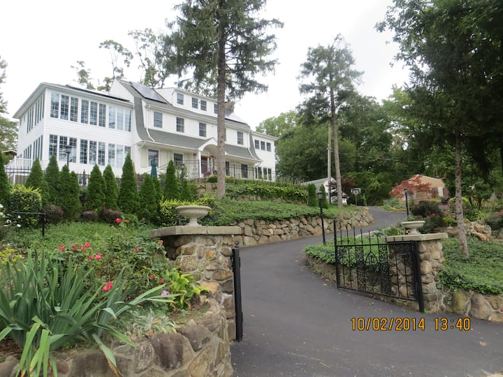 The Lighthouse Manor - Staten Island, NY