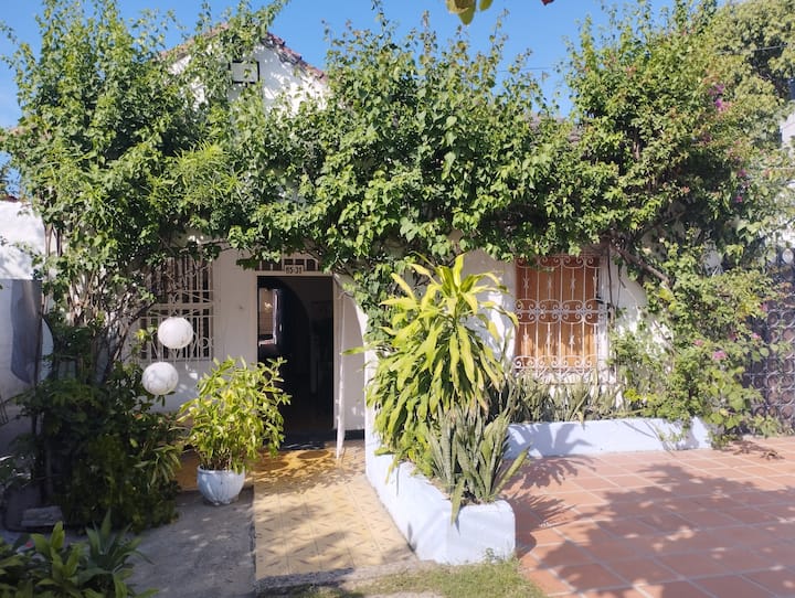 # 9 Bonito Estudio Cerca Al Mar Y Aeropuerto. - Cartagena