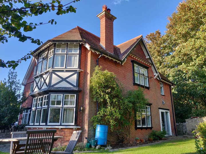 Peaceful, Comfortable Home On Coast Path - Swanage