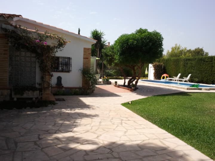 Villa Avec Piscine Et Près De La Mer - L'Ametlla de Mar