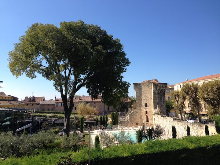 Grand T2 Parking Gratuit Centre  Calme Clair Clim - Aix-en-Provence