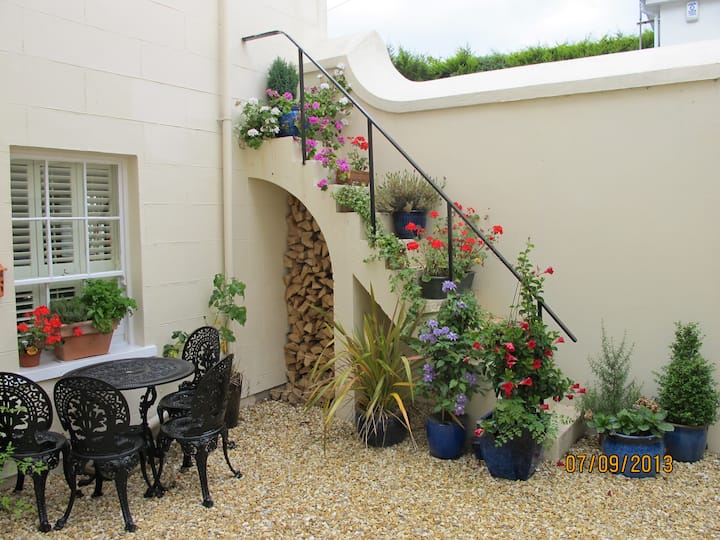Belfast, Holywood Gf Apartment With Garage Parking - Belfast