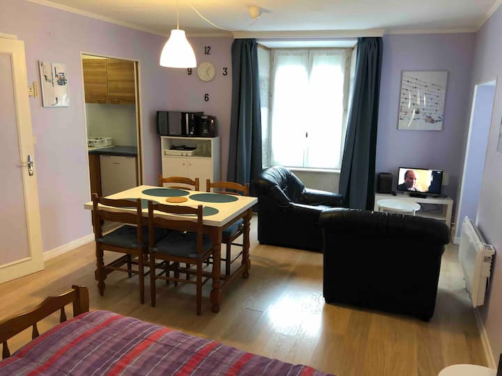 Chez Gustou Studio "Remontalou" - Chaudes-Aigues