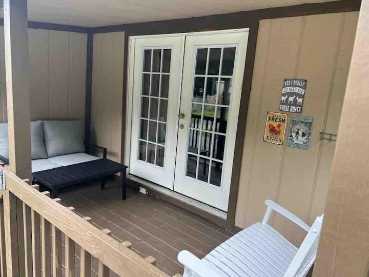 Cozy 3br Catskills Cottage Retreat W/ Farm Animals - Rock Hill, NY