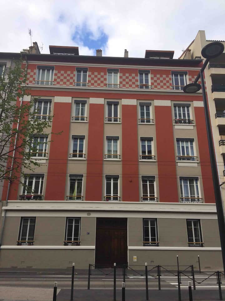 Chambre Filles Uniquement Direct Gare Part Dieu - Lyon