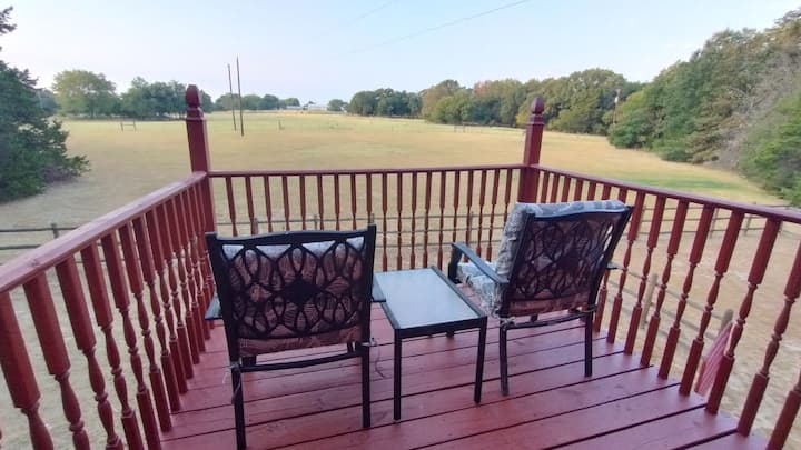 First Monday Country B&b - Canton, TX