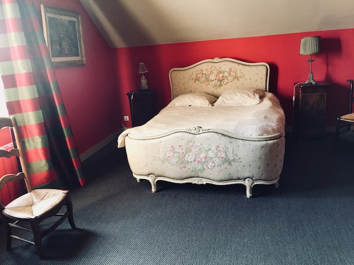 Chambre Deux Personnes Dans Maison 1900 - Ampuis