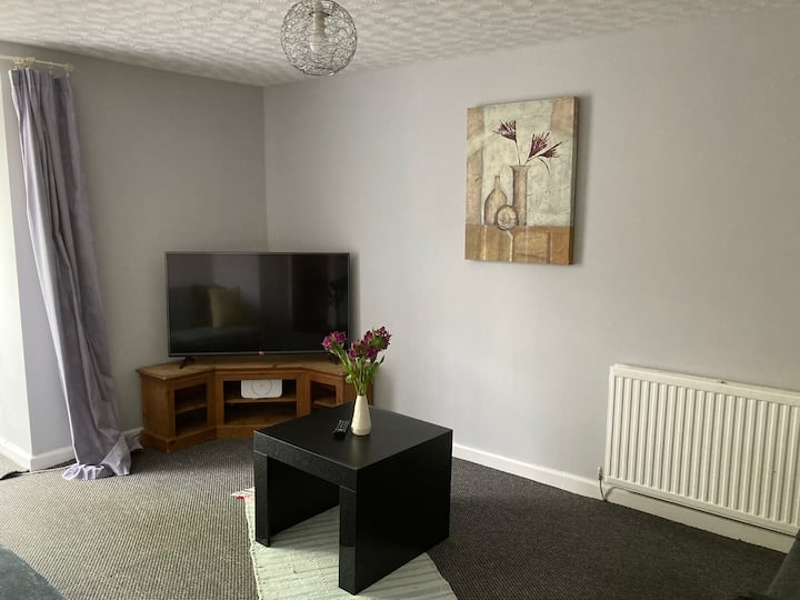 Central Lancaster Budget Apartment With Parking - University of Cumbria in Lancaster