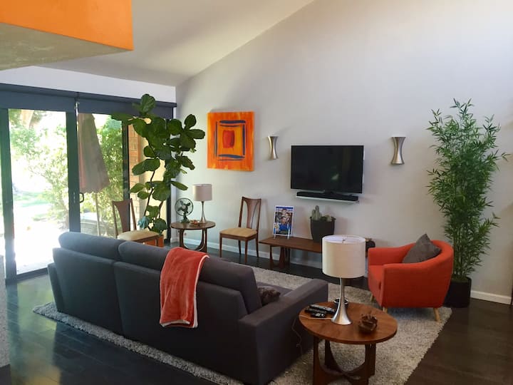 Monterey Modern - Rancho Mirage, CA