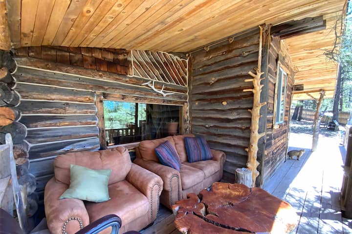 Delightful Log Cabin Suite With Hot Tub - Flagstaff, AZ