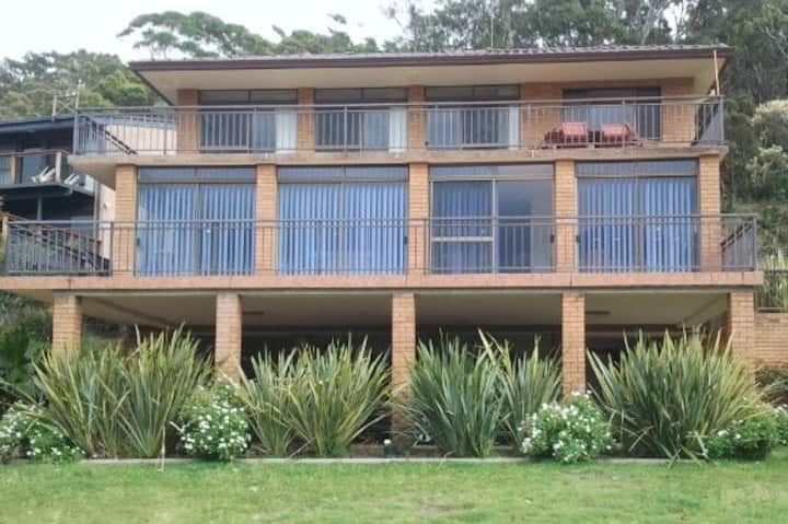 Browns Beachouse Fingal Bay Nsw Aus - Fingal Bay