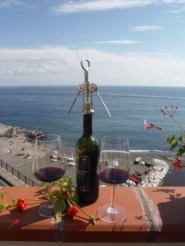 Seafront Villa: Steps To Beach! - Province of Salerno