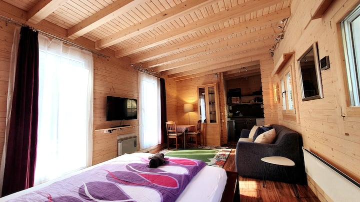 Scandinavian Log Cabin - Private Parking & Terrace - Klosterneuburg