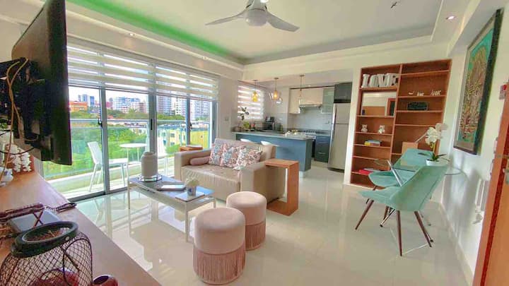 Modern 6th Floor Beautiful View/ Super Furnished - Santo Domingo