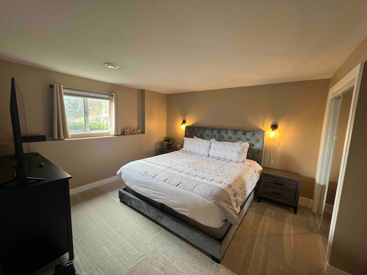 15% Off Weekly & 25% Off Monthly Bookings! - Canada