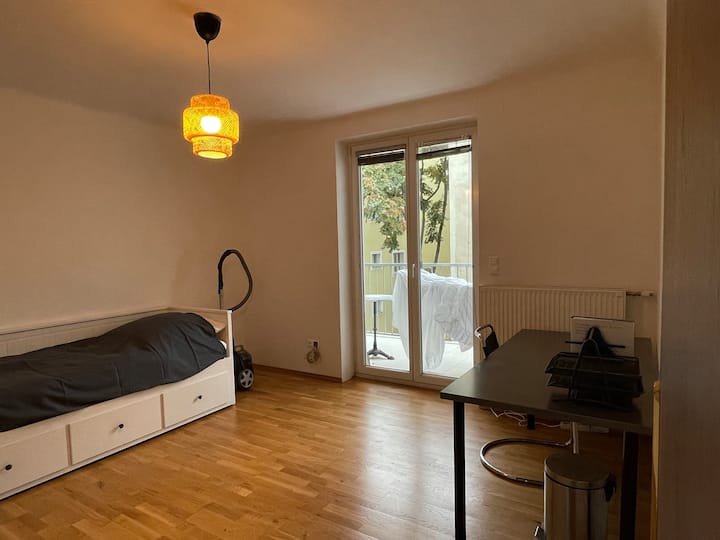 Cozy And Peaceful 3 Room 80m2 Apt, Free Parking - Wien