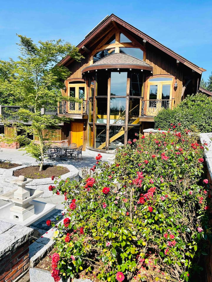 Viking Long House - Salt Spring Island