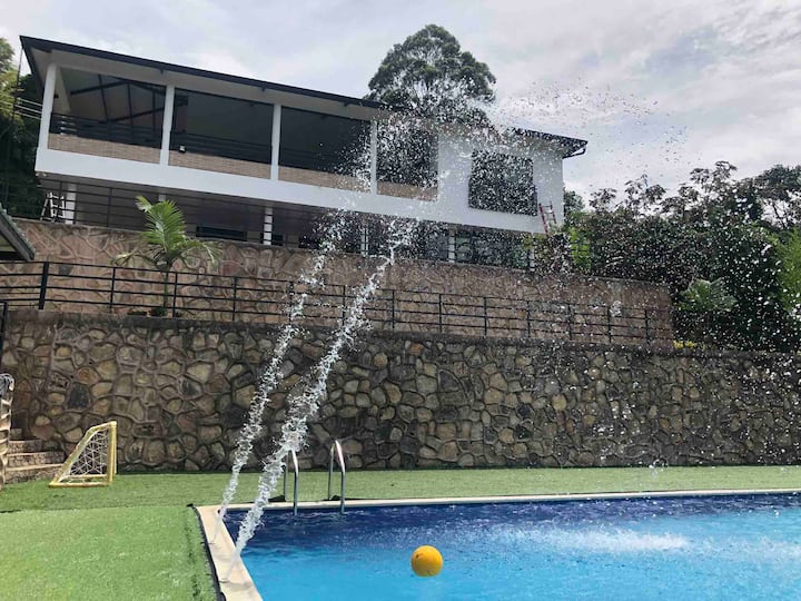 Bella Vista La Vega, Hermosa Finca Campestre - La Vega