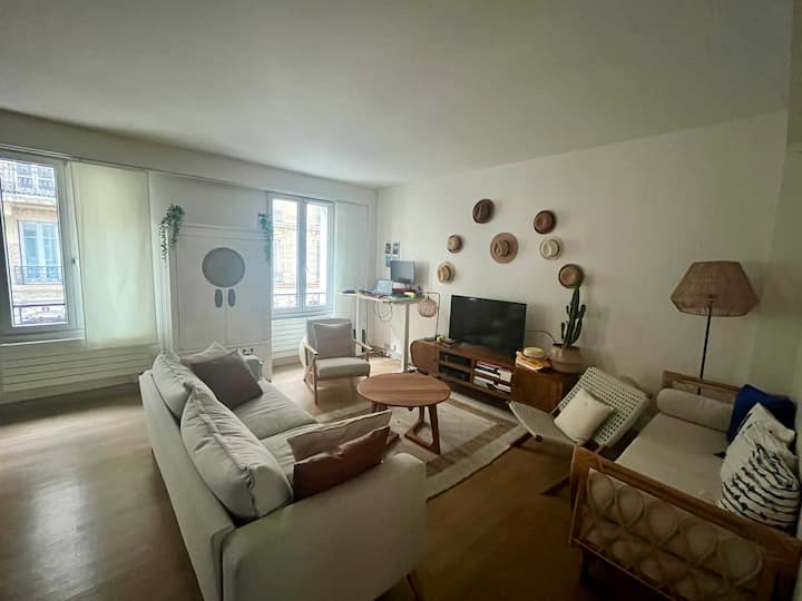Apartment In Ternes - Paris 13e Arrondissement