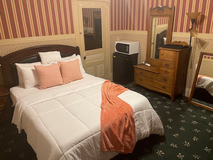 Bed Bath And Balcony Suit - South Bend, IN