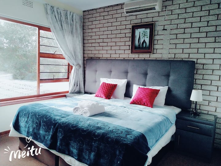 Len's B & B Guest Hourse - Accessible Room - Benoni