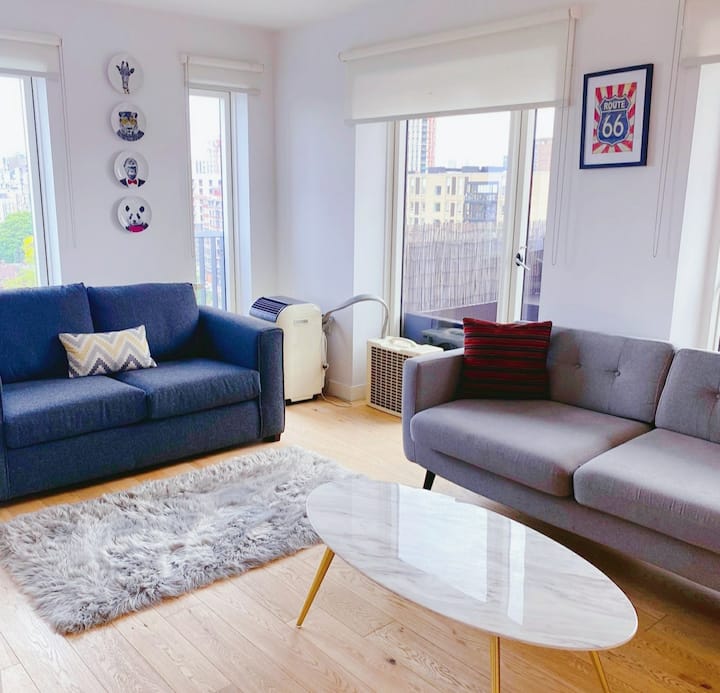 Chic Fun Apartment / Canary Wharf Excel O2 - London, UK