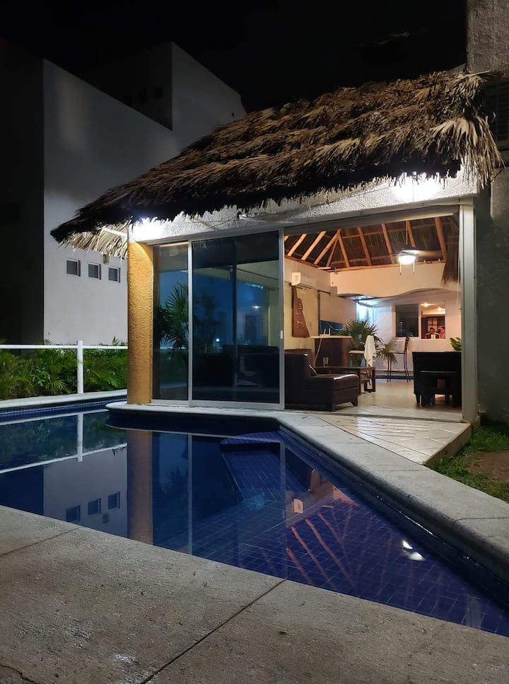 Remodelada Acapulco Diamante Hasta 20 Px Ajusto $ - Acapulco