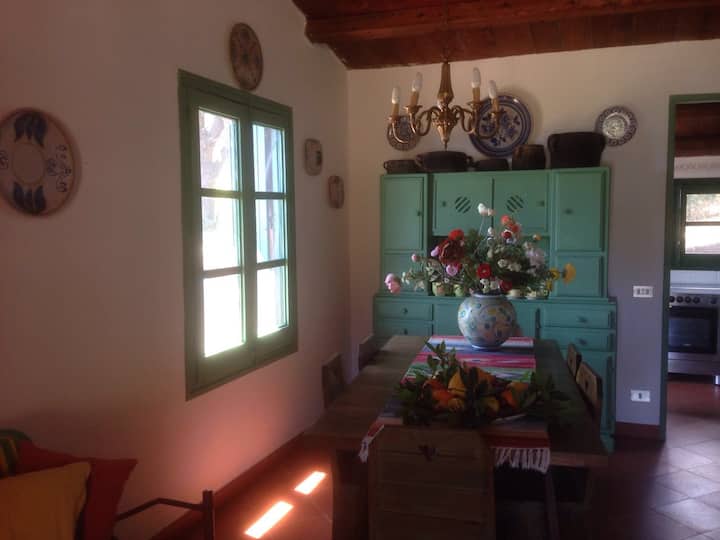 Cefalù, La Perla Del Mediterraneo - Castelbuono