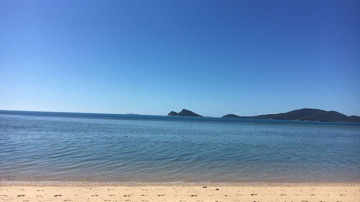 Quiet Beachfront Getaway At Hideaway Bay - Dingo Beach