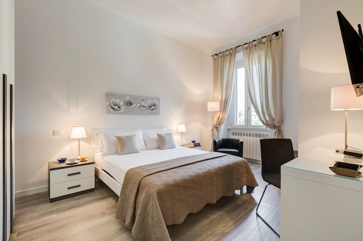 Lovely Renovated 2 Bed Flat Close To The Vatican - Roma