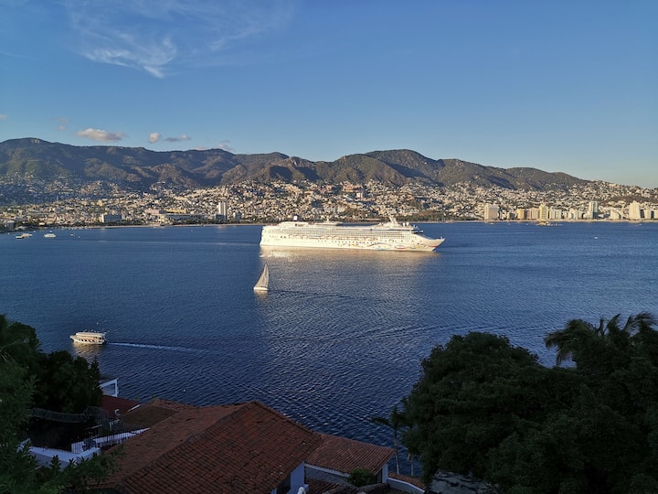 Casa Colonial Con Vista A La Bahía De Acapulco - Pie de la Cuesta