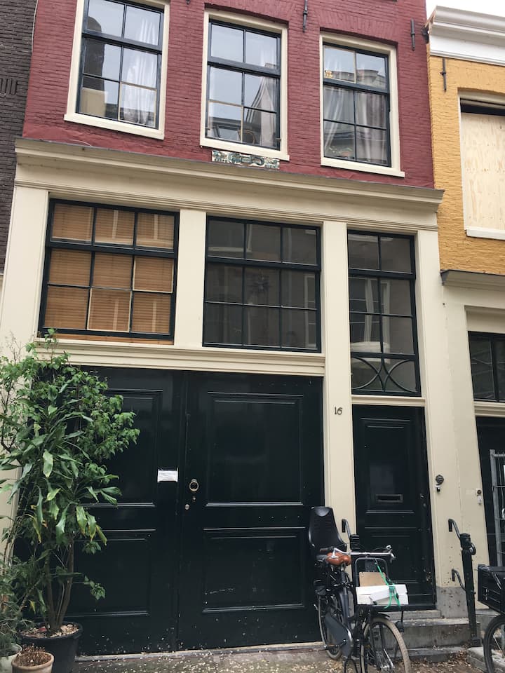 Amsterdam Vacation Rentals | Hotel and House Rentals | Airbnb